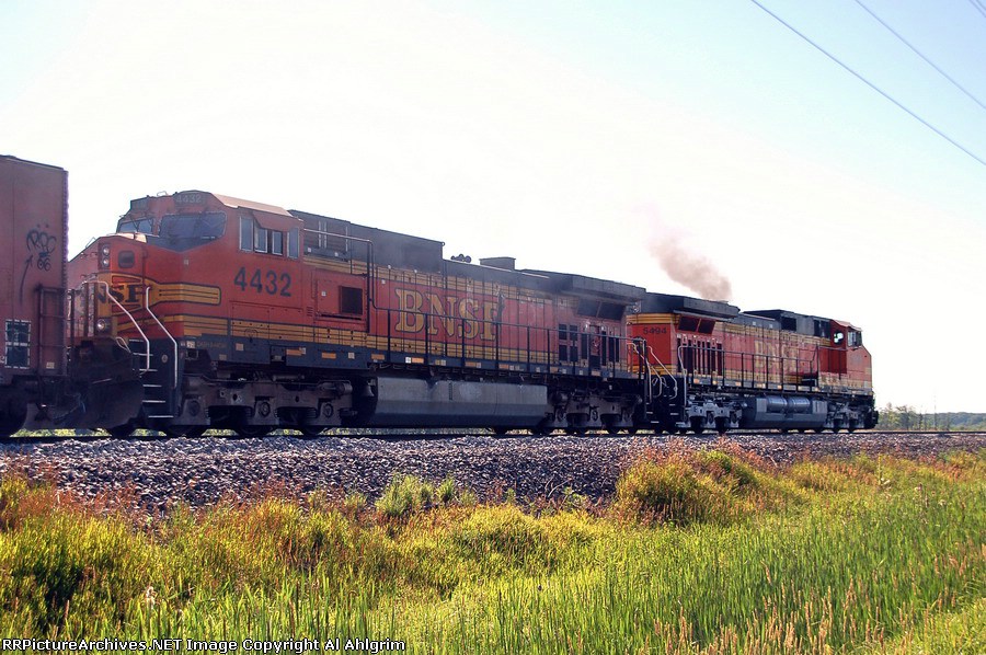 BNSF 4432 & BNSF 5494